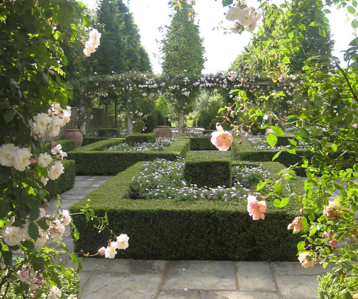 Manor House - Garden Design Co